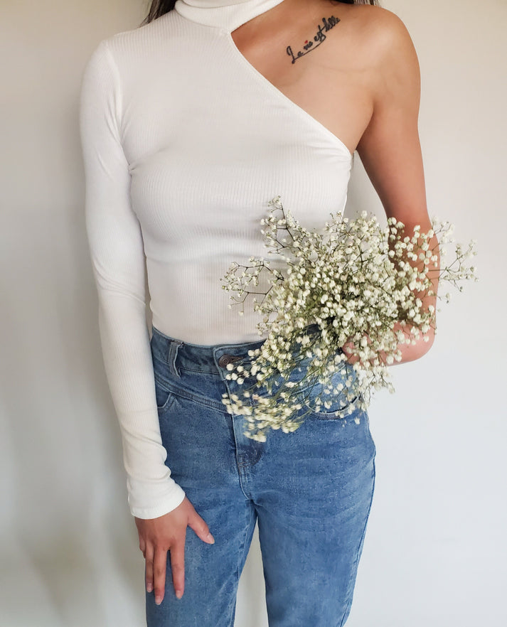 Ribbed One Arm White Top – Mota Boutique